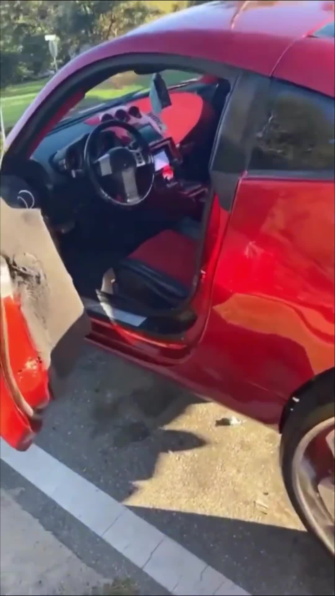 350Z on 32’s DUB Floaters