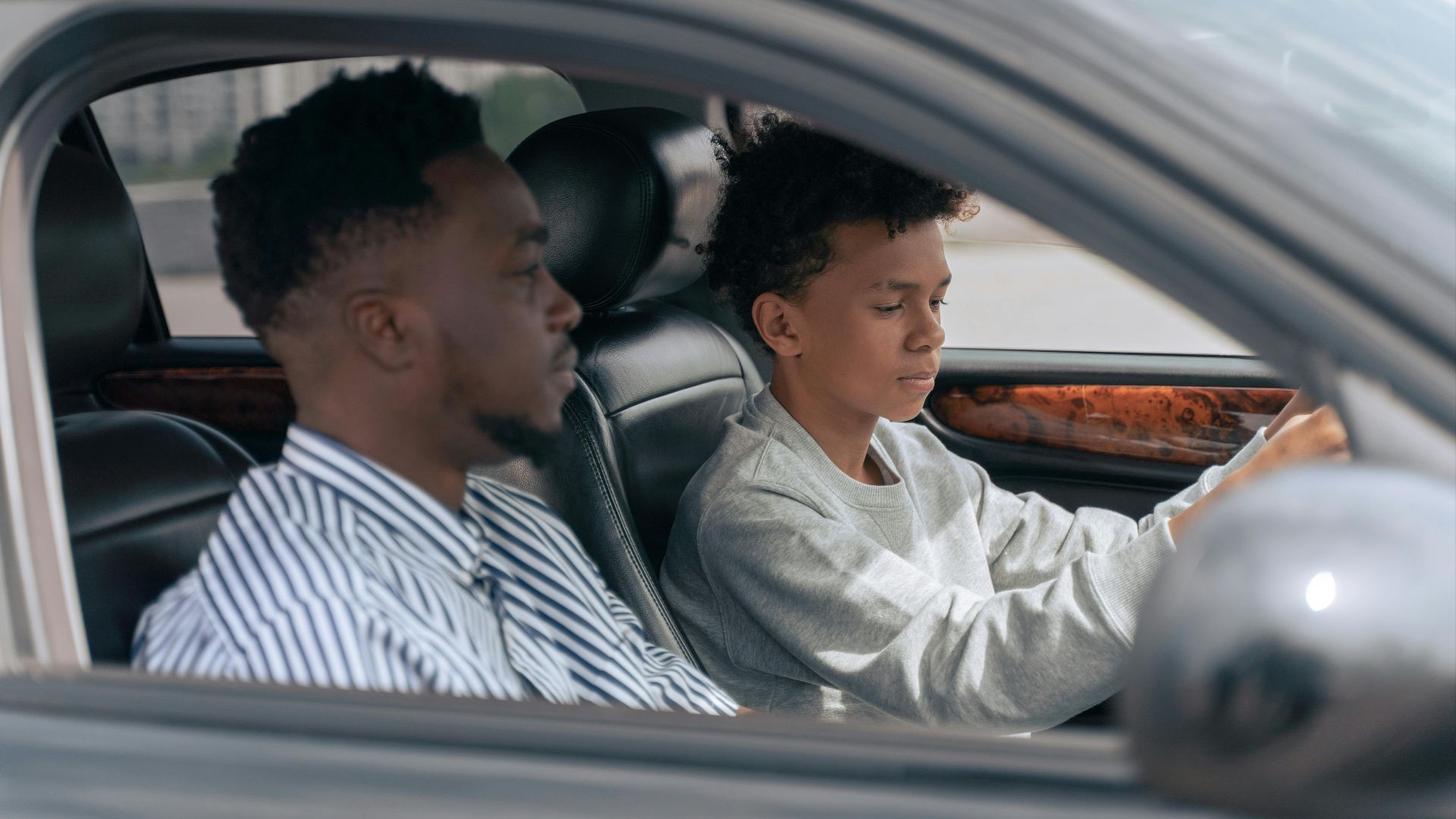 10 Things Driving School Doesn't Teach You & 10 Things You're Always Taught