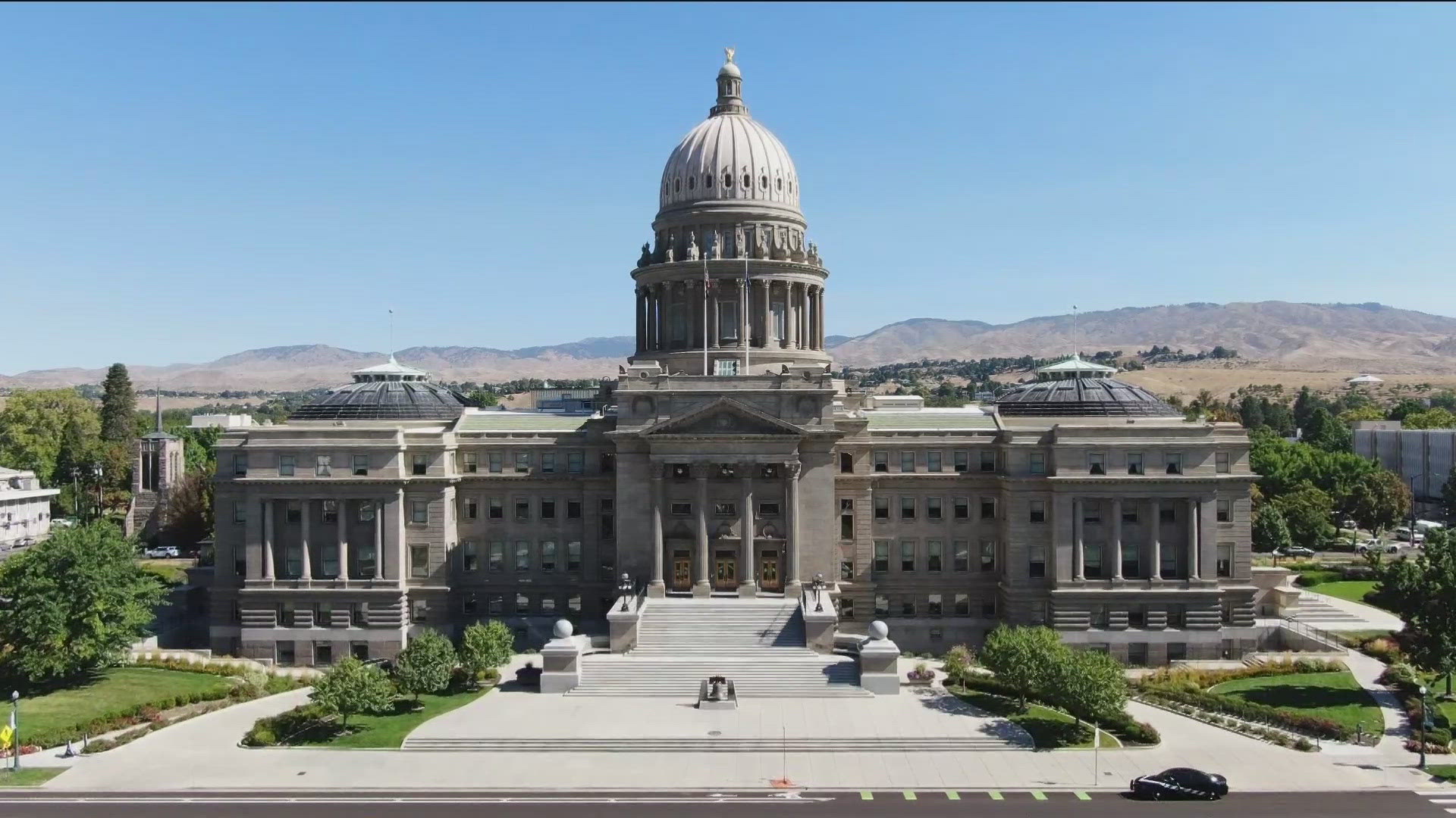 Idaho Governor meets with Trump, cabinet members on Capitol Hill