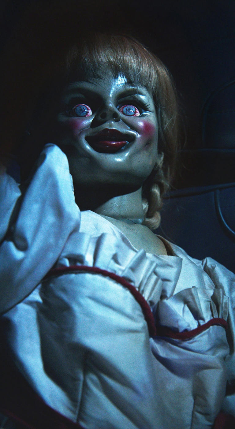 These 12 Behind-The-Scenes Stories From Iconic Halloween Movies Even ...