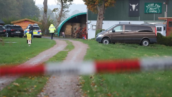 Tote Frau im Kreis Steinburg gefunden – Kriminalpolizei ermittelt