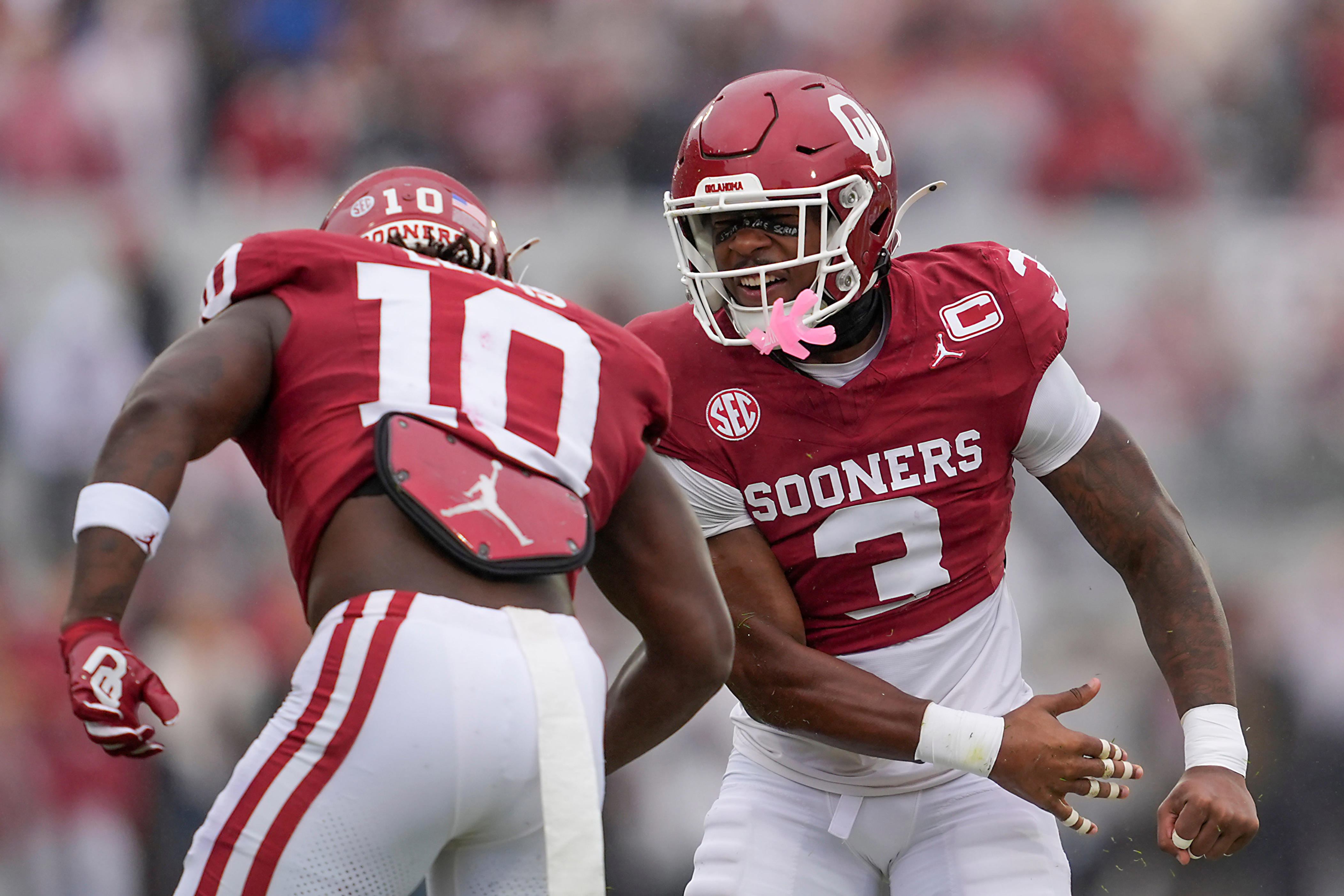 Robert Spears-Jennings injury update: OU football safety exits vs Missouri