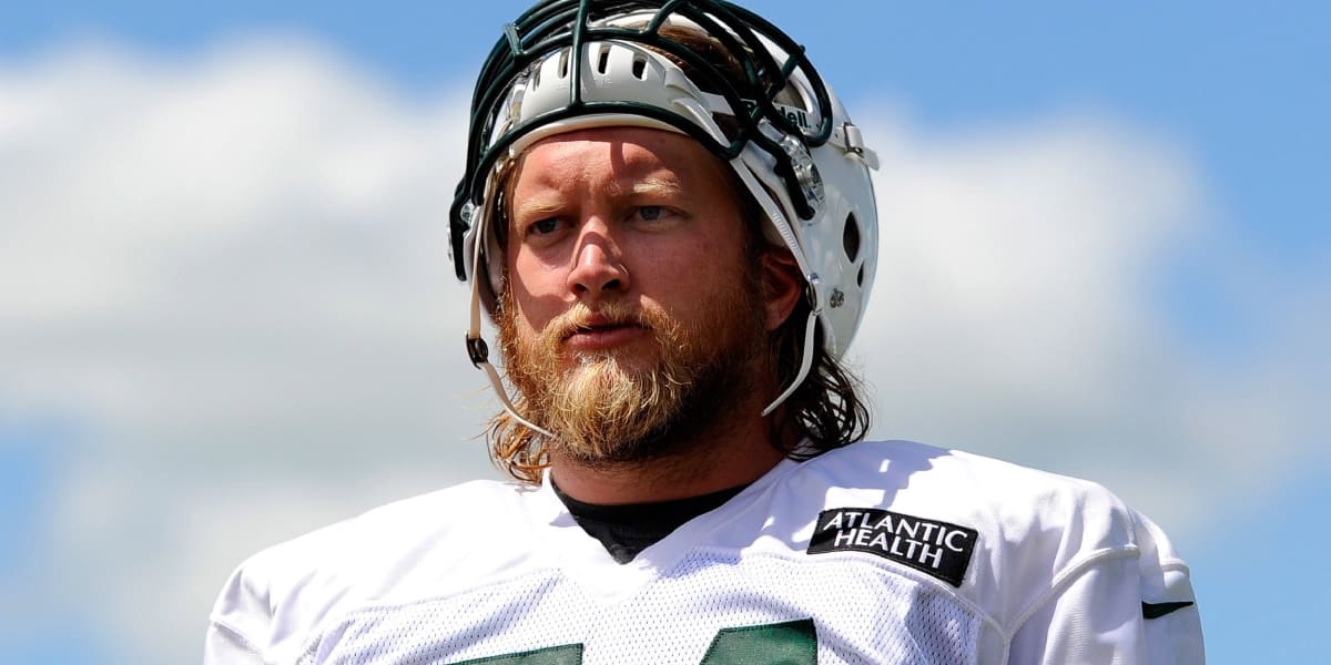AJ Hawk, Pat McAfee pay tribute to late Jets, Ohio State star Nick ...