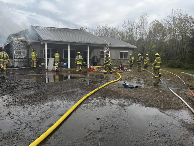 Garage a ‘total loss’ after large fire in Teutopolis