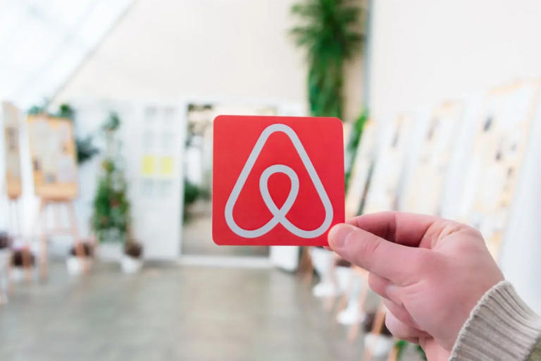 Airbnb had 65 new features for travelers and hosts, including a ...