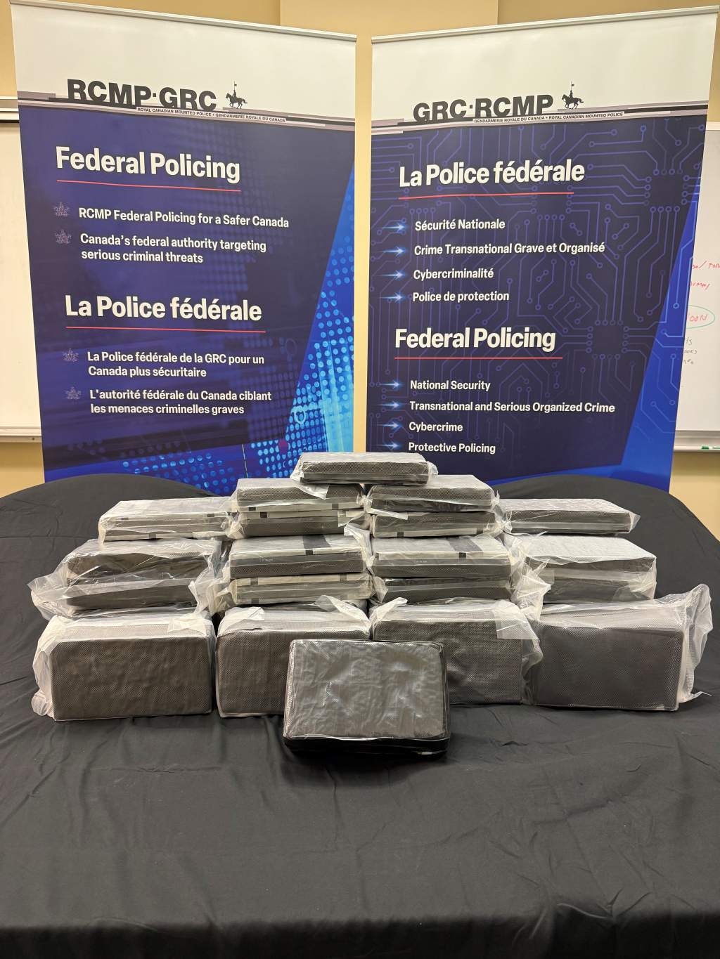 Calgary man charged with trying to smuggle $7 million worth of cocaine ...