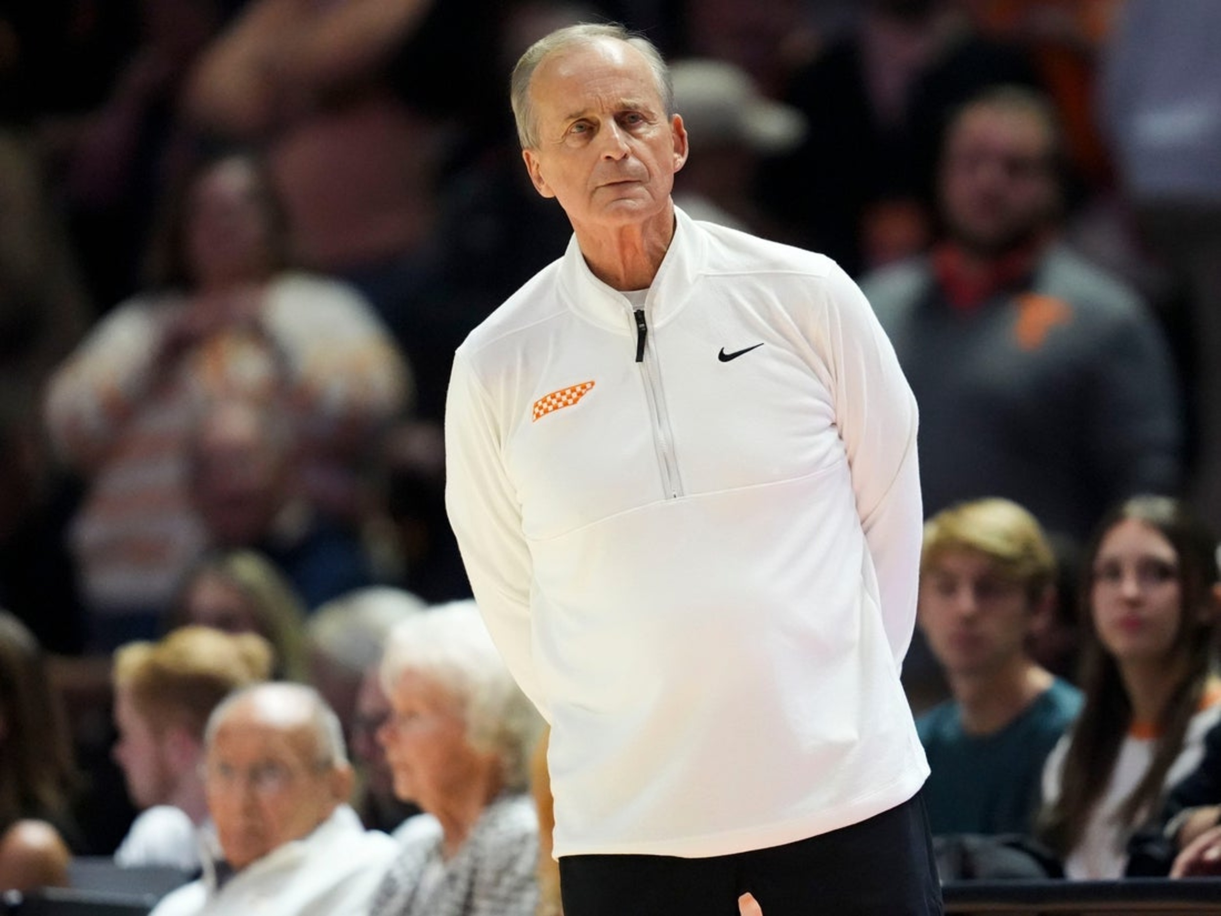 Nate Ament shines in debut as No. 18 Tennessee downs Mercer