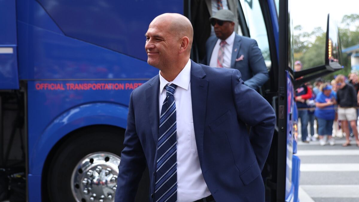 Billy Gonzales won’t be Gators’ best interim coach ever, but 2nd-best?