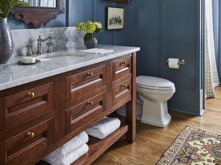 Should The Toilet Lid Be Open Or Closed When It's Not In Use? Here's ...