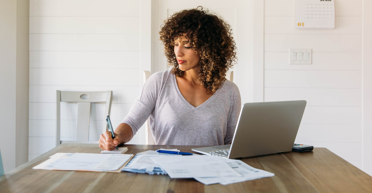 12 Habits That Quietly Build Wealth — and Peace of Mind