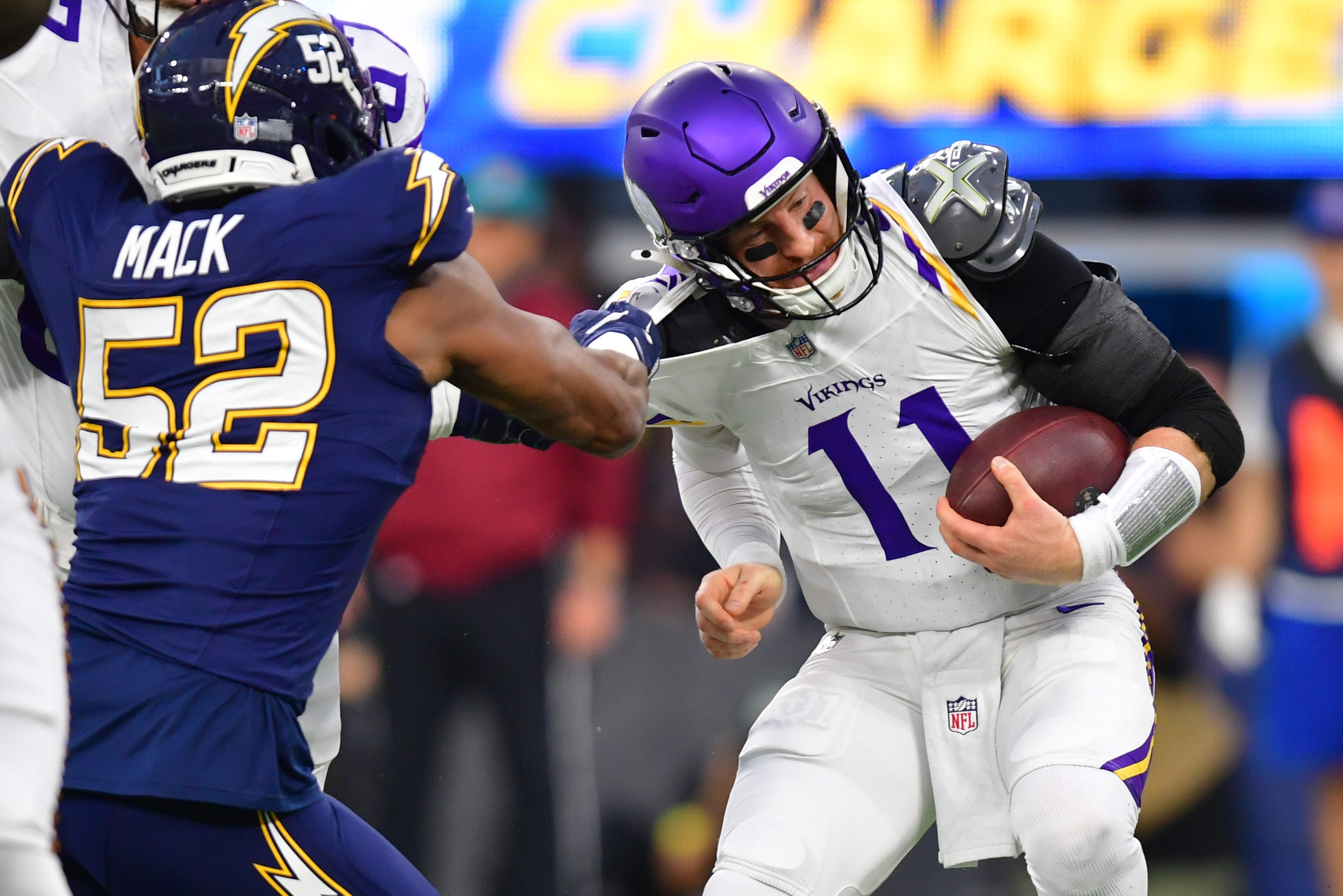 Former Philadelphia Eagles' QB Carson Wentz to have season-ending ...