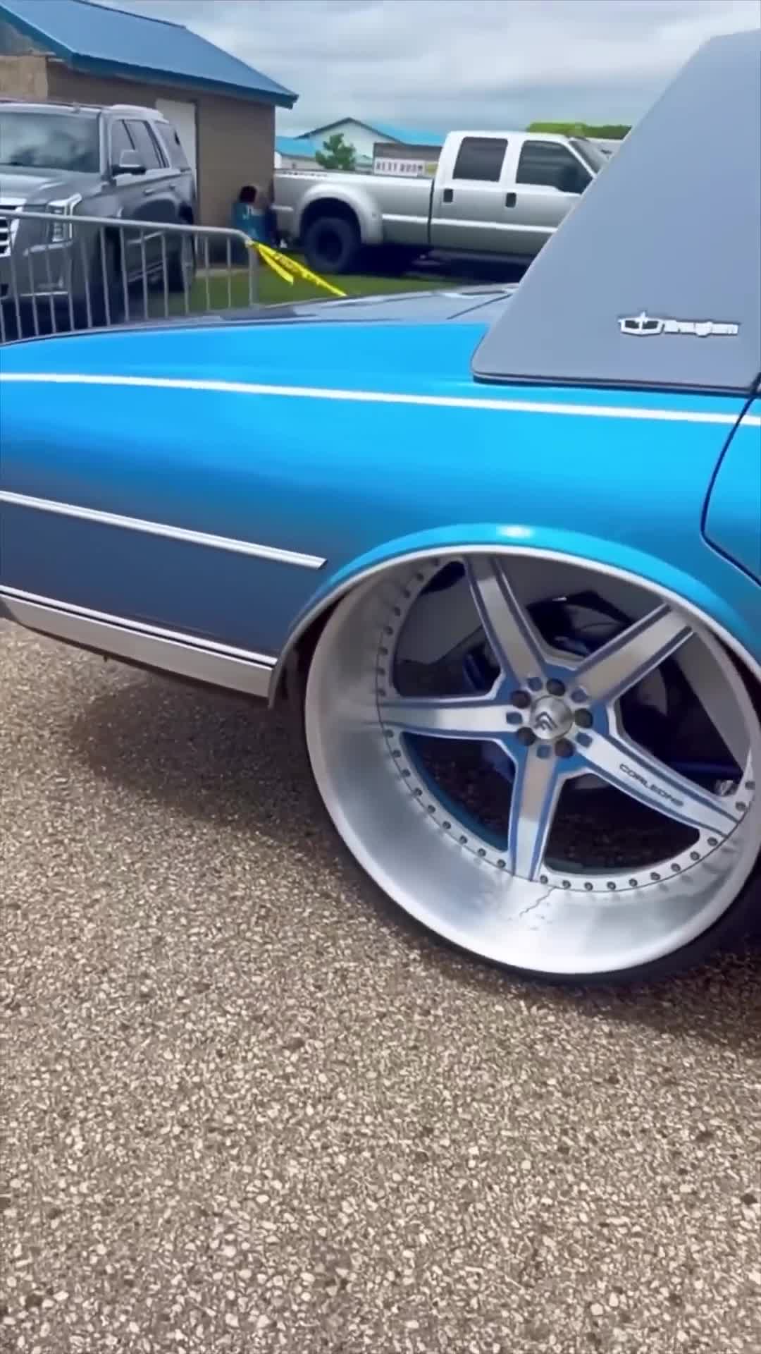 PlayboyGeezy’s Chevy LS box on 28’s