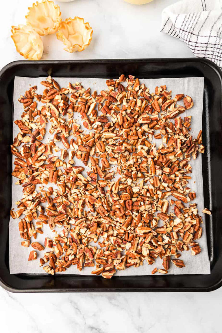 Mini Pecan Pie Bites (With Chocolate Chips!)