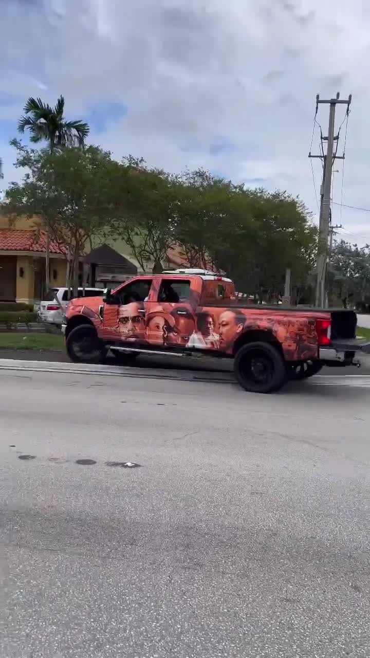 Coco Doin a U-Turn All Over the Curb- Ain’t No Way Boy Lol