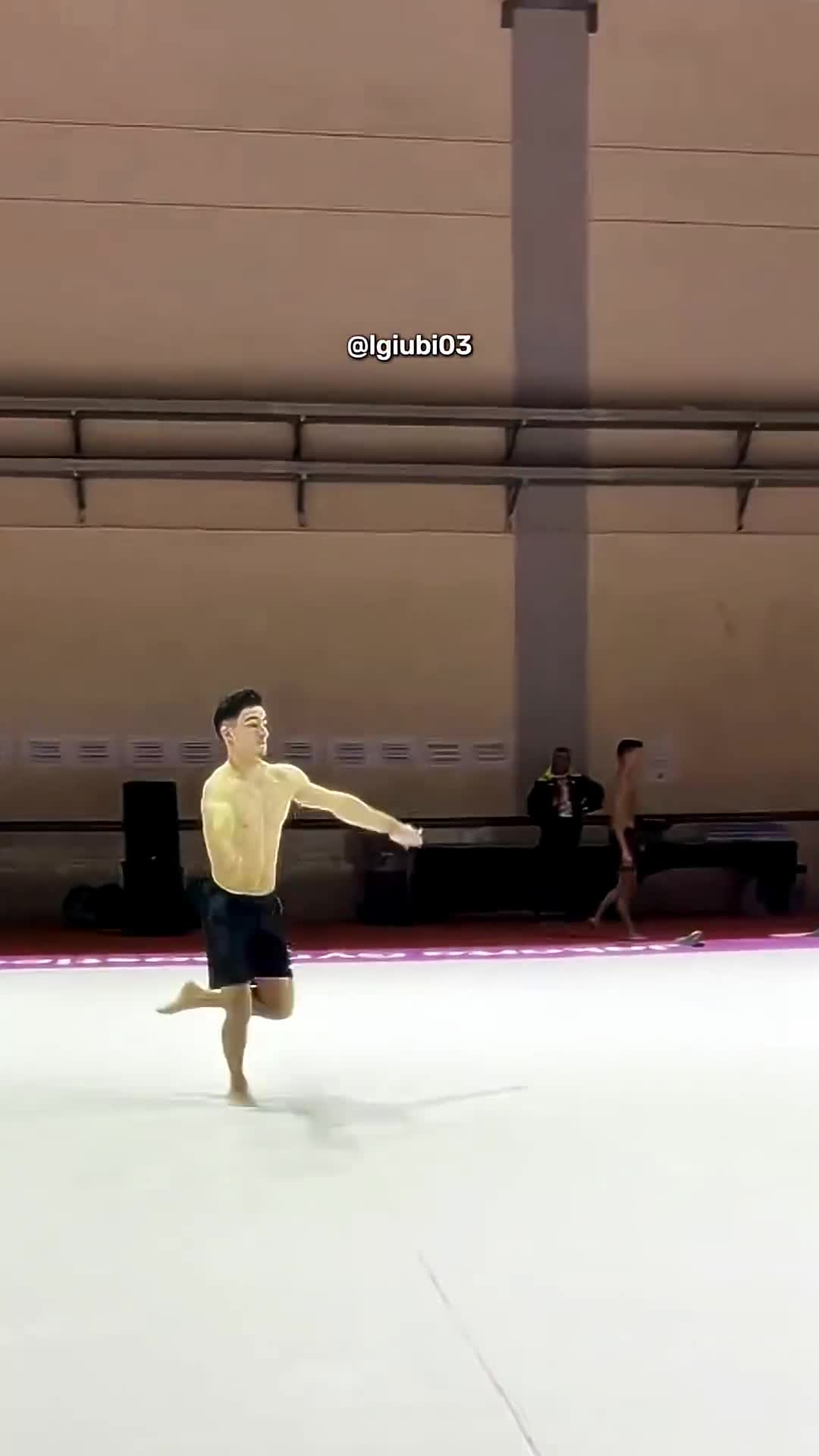 Strong tumbling from Luca Giubellini