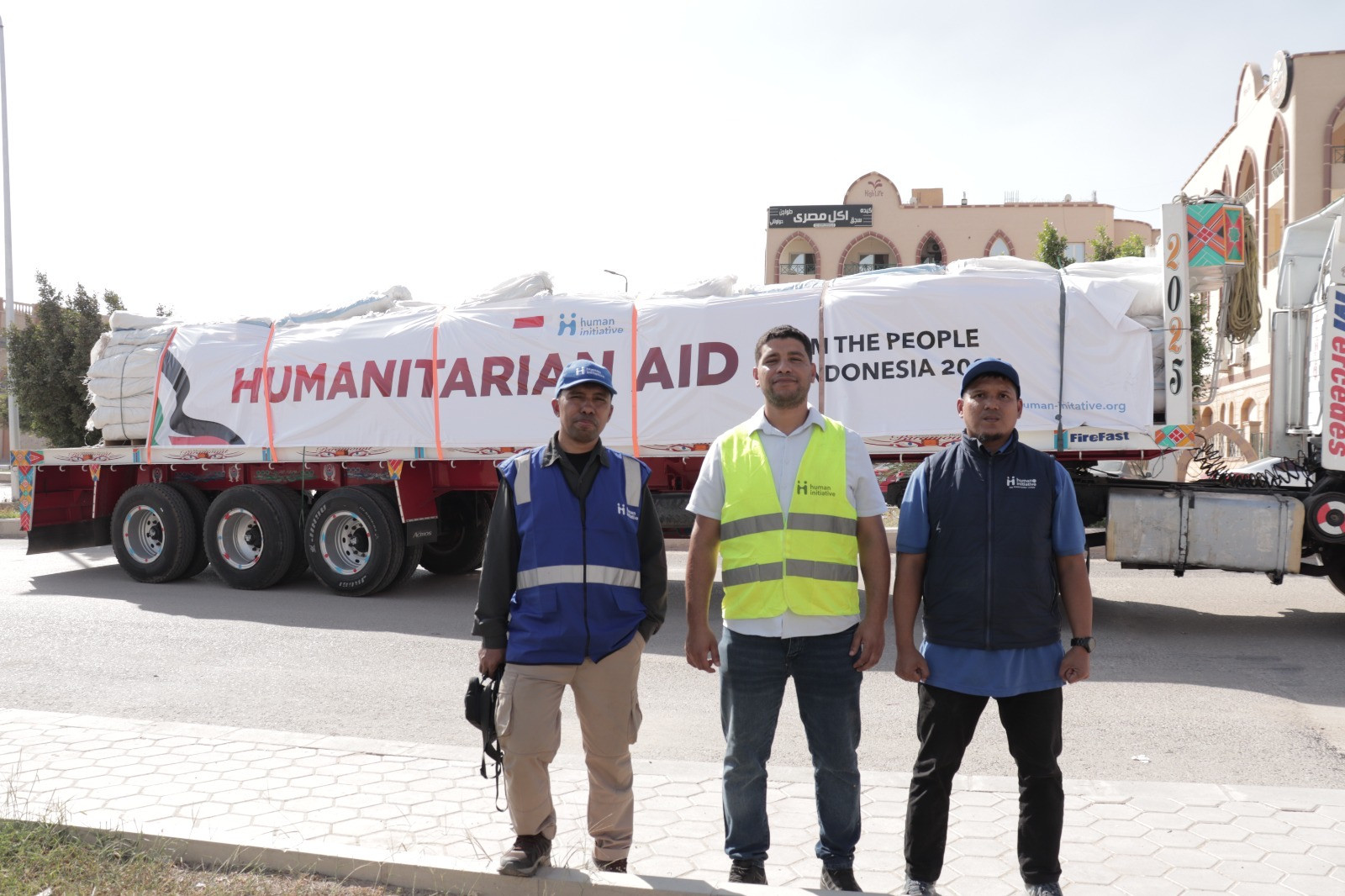 Human Initiative Distribusikan 216 Tenda Warga Palestina