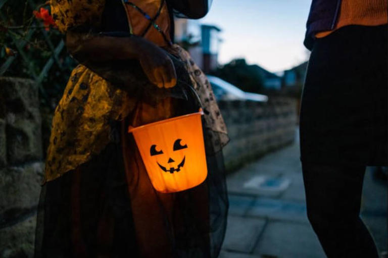 Parents warned over Halloween trick-or-treating age limit