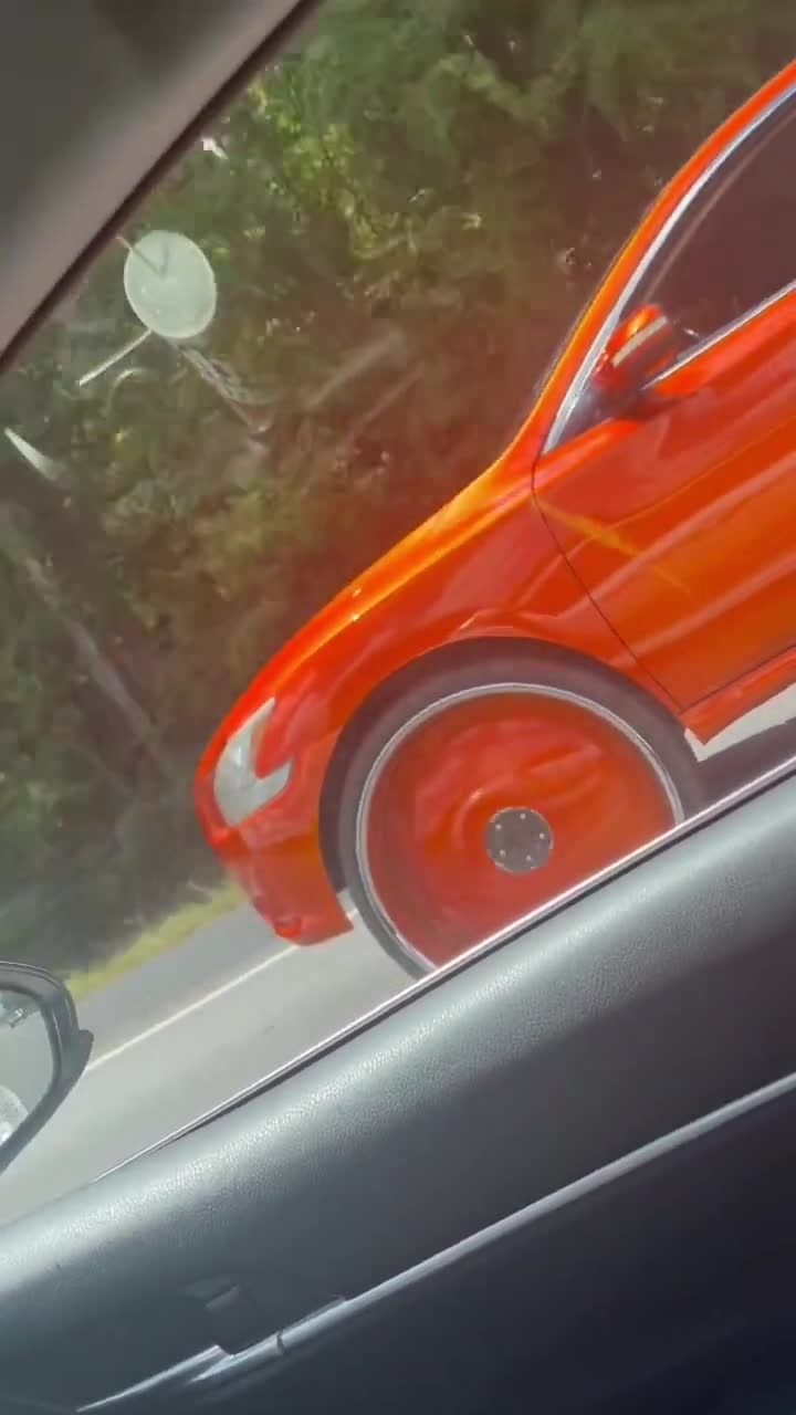 Wet Candy Orange Maxima on 30’s Dubs Slidin