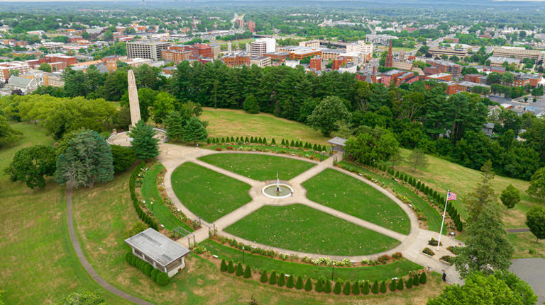 Just Outside Of Hartford Is Connecticut's Large Urban Park Brimming ...