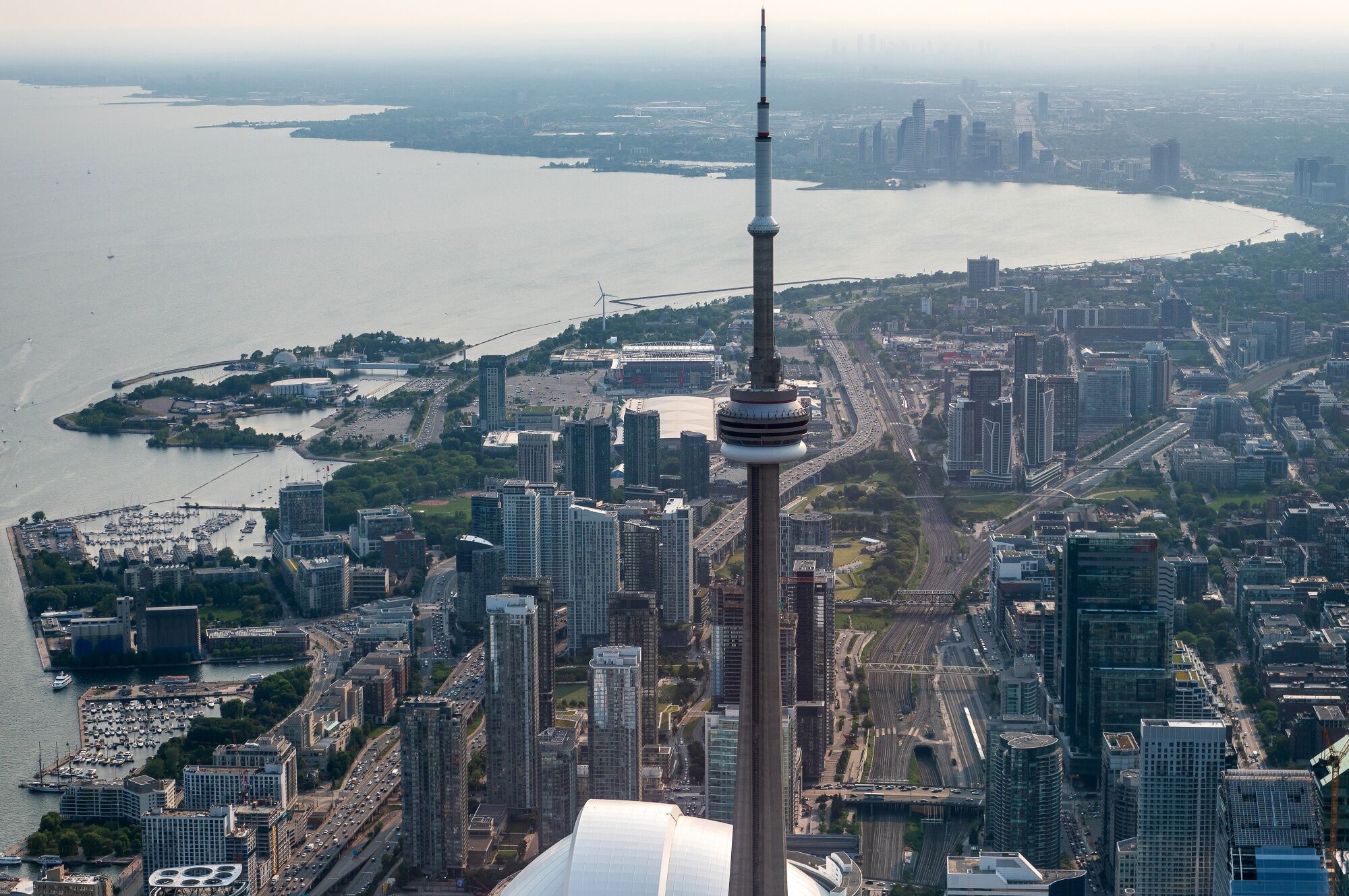 Canada’s Wealthsimple Valued at C$10 Billion in Equity Round