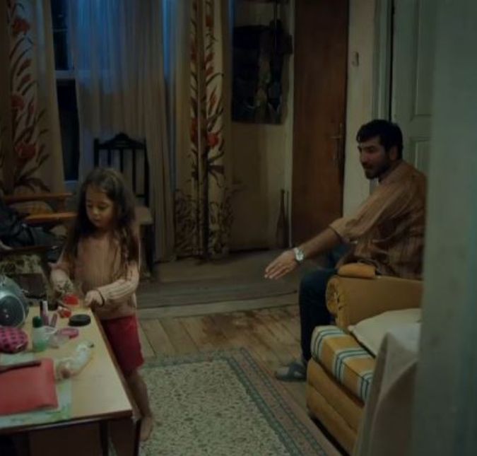 Gonul avisa para Zeynep que Melek e Hasan estão com ela. Veja o que vai ...
