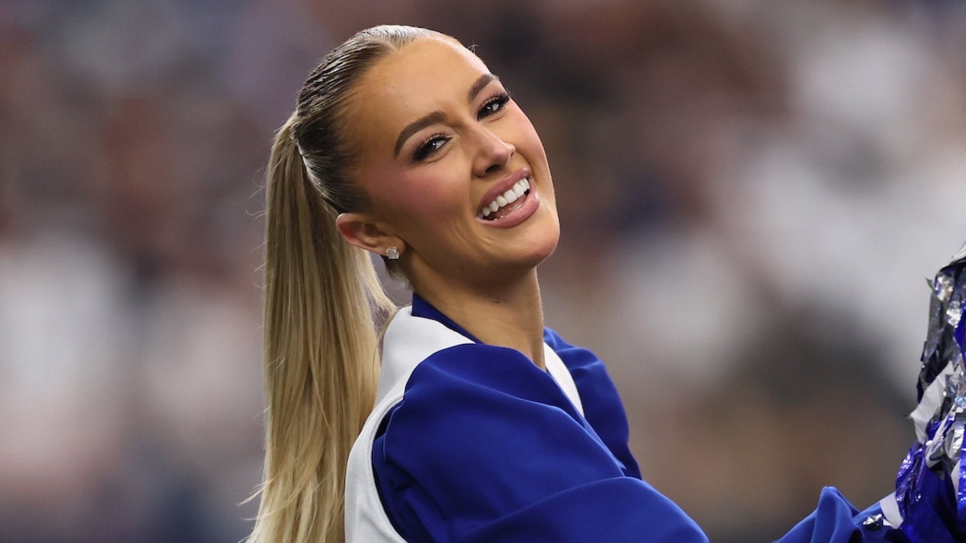 Dallas Cowboys Cheerleader Faith Ward Opens Up About Ponytail 'Controversy'