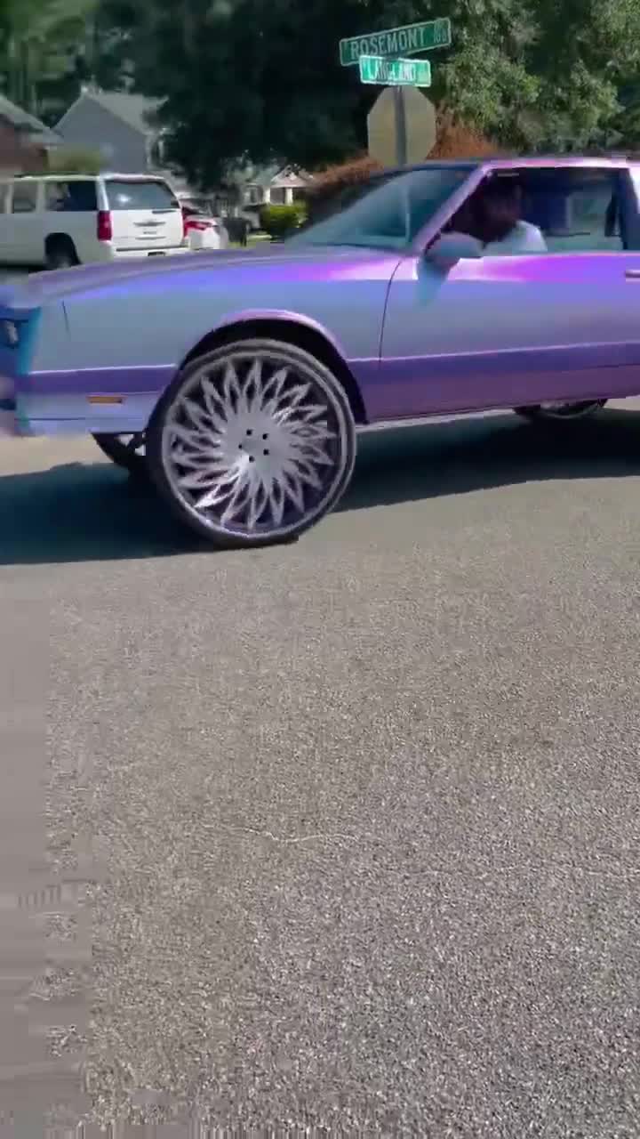 Outrageous Chevy MC on 30’s choppin