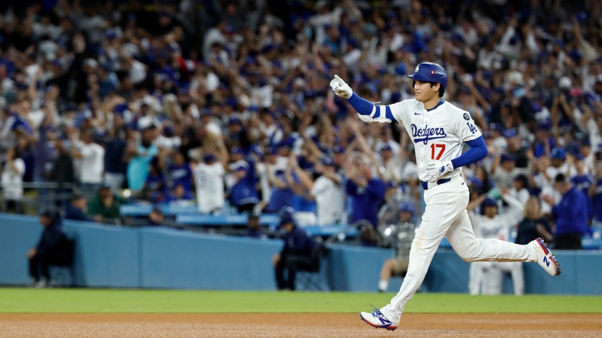 World Series: Justin Bieber's Viral Reaction to Ohtani's Home Run in ...