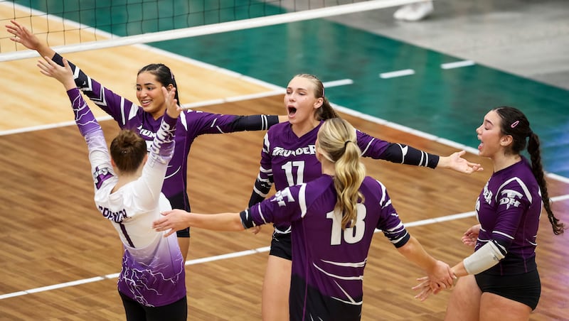 High school girls volleyball: Orem, Desert Hills roll into 4A semis ...