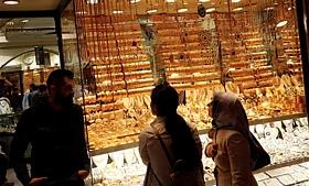 Dubai: Gold prices slide further down; 24K drops to Dh479