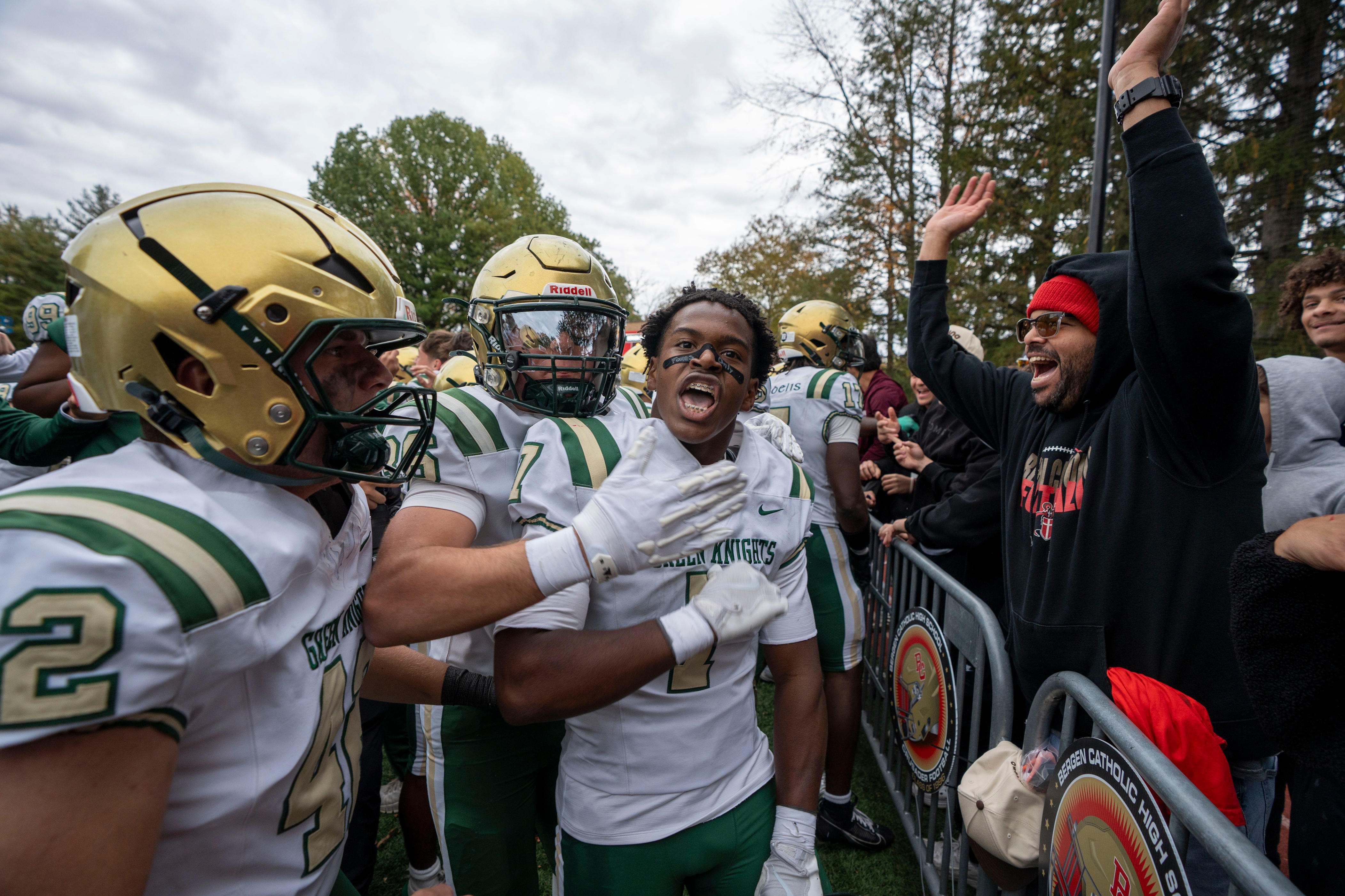 Nate Bailey's 4 TDs leads St. Joseph football past St. Peter's Prep