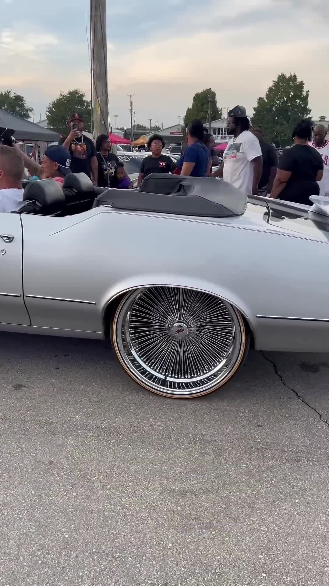 Oldsmobile Cutlass vert on 24”s Daytons riding