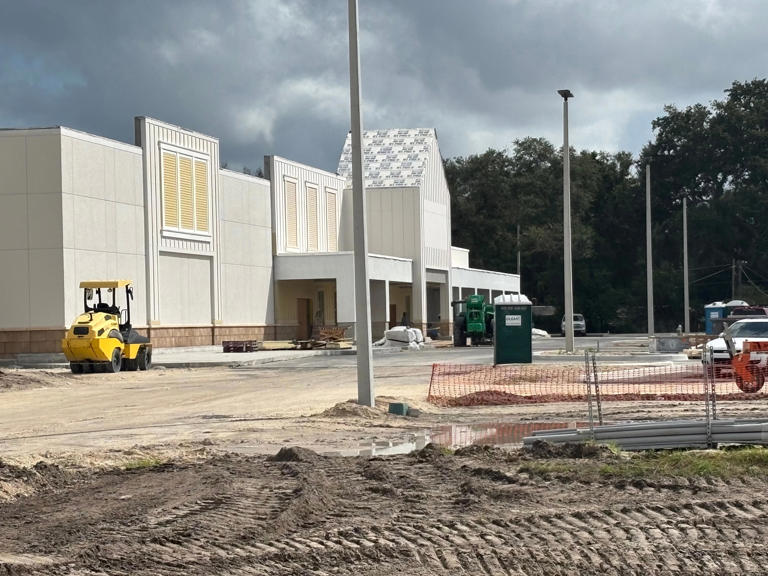 After a 16-month rebuild, the Lake Miriam Publix will open Nov. 13 with ...