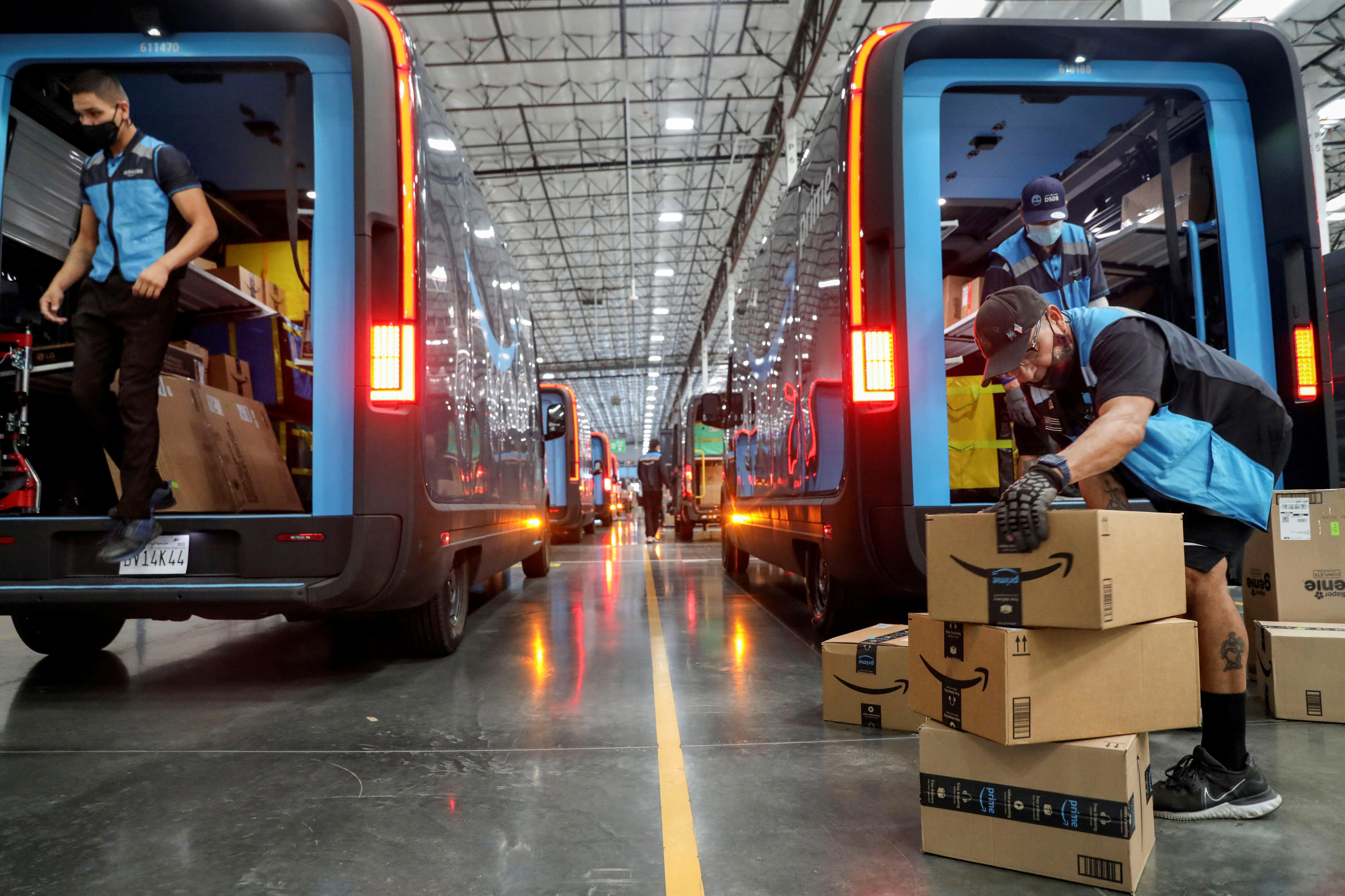 Amazon to cut thousands of employees. Here's what people in North ...