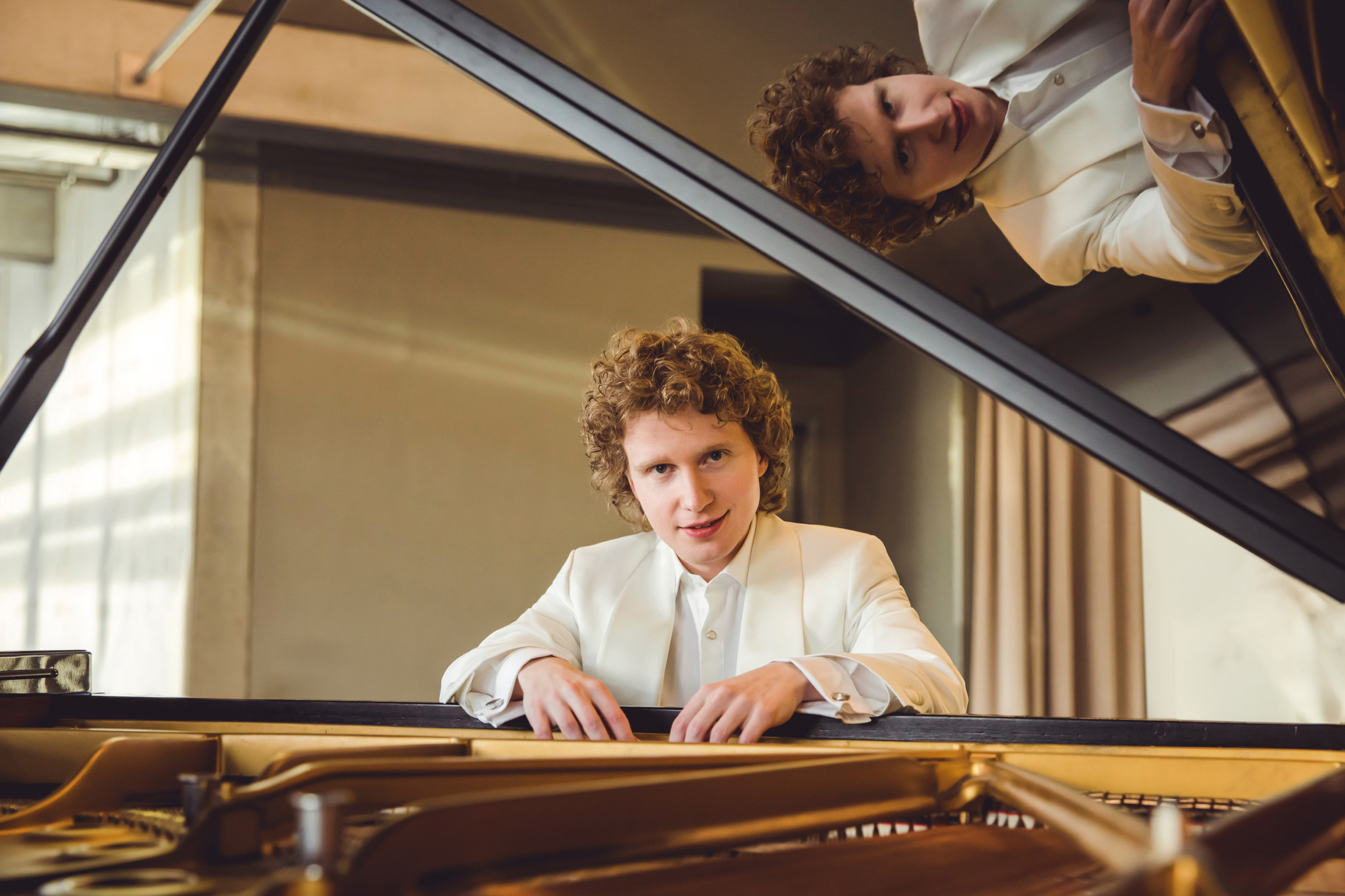 Chopin e Schumann nel concerto di Nikolay Khozyainov