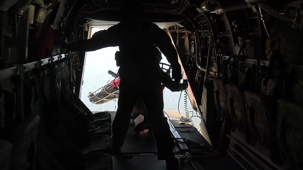 Marines and Airmen Team Up for Helocast Training