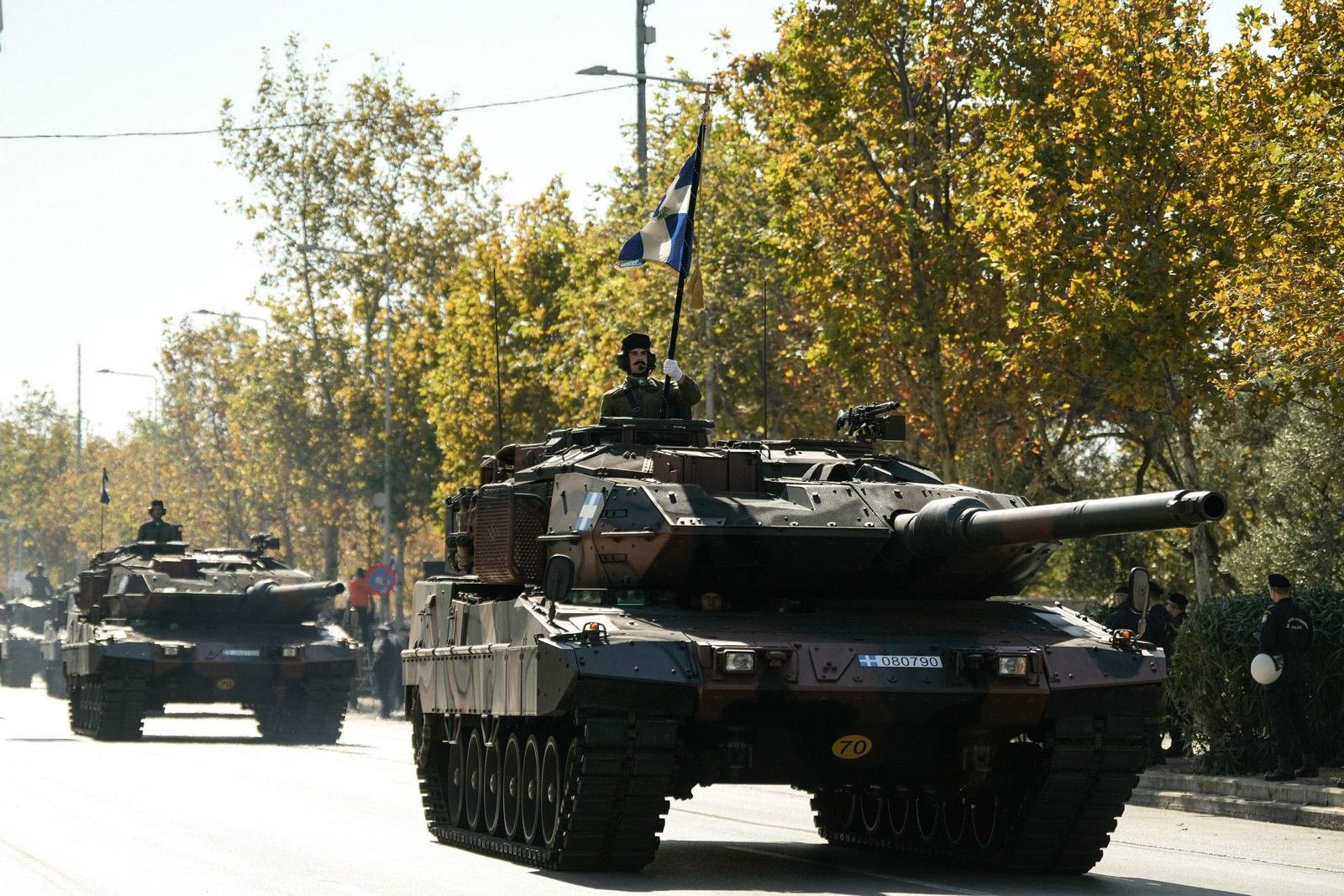 28η Οκτωβρίου: Η στρατιωτική παρέλαση στη Θεσσαλονίκη - LIVE ΕΙΚΟΝΑ