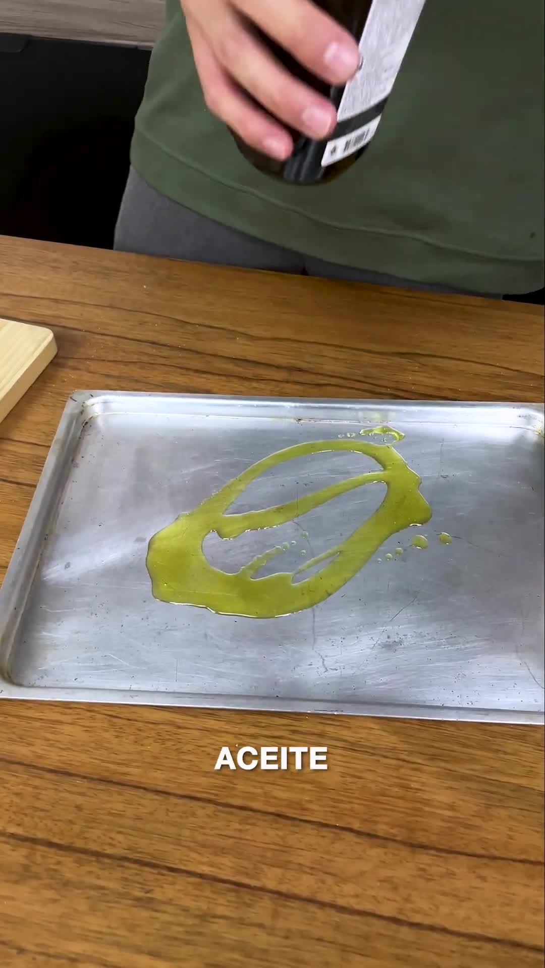 Pon el pollo en la taza y prepara la comida más sabrosa que probarás ...