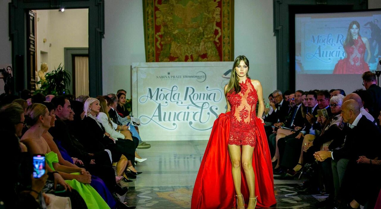 A Roma la moda premia il futuro: torna il "Moda Awards", in passerella ...