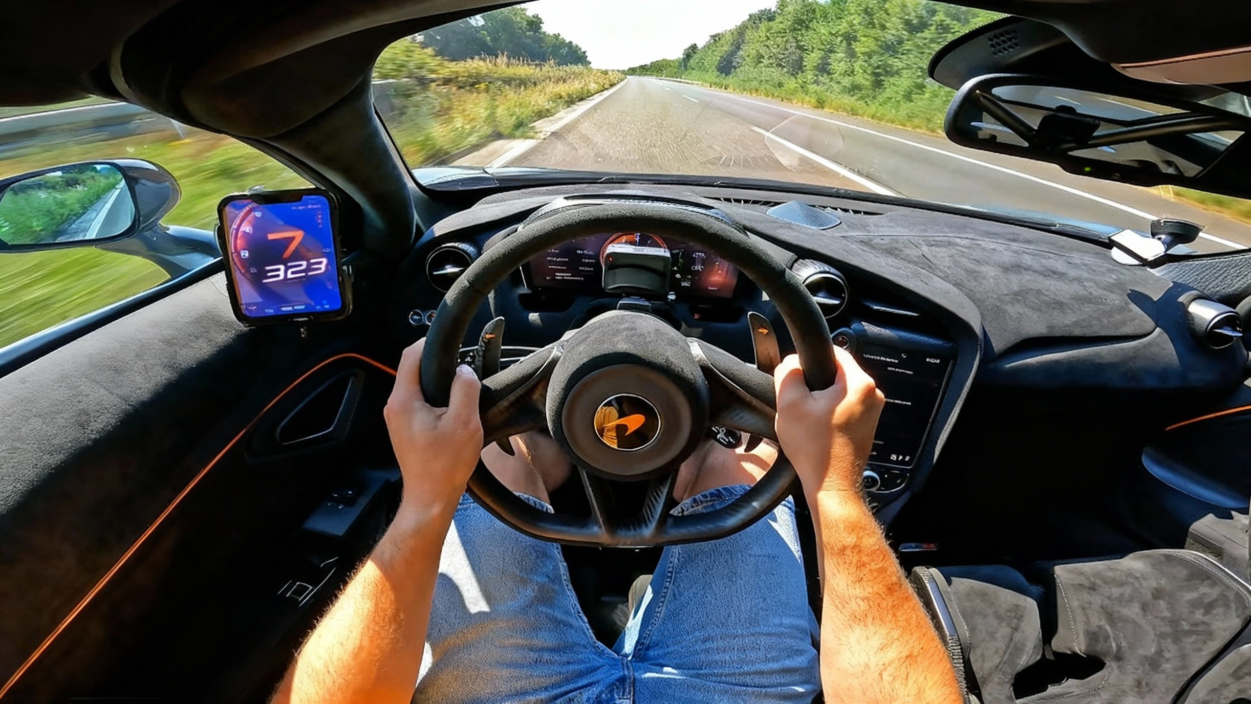 Is 326 KM/H Too Easy for the 765LT?