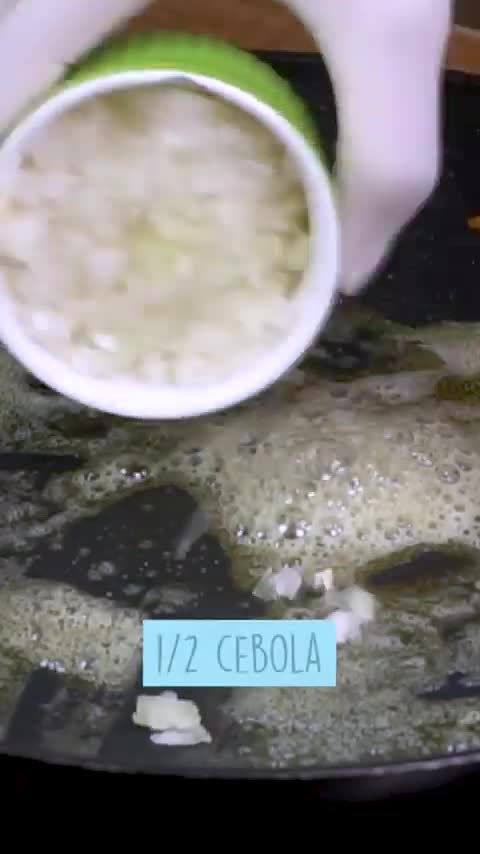 Você vai querer ver isso antes de requentar o arroz de ontem! Virou um ...