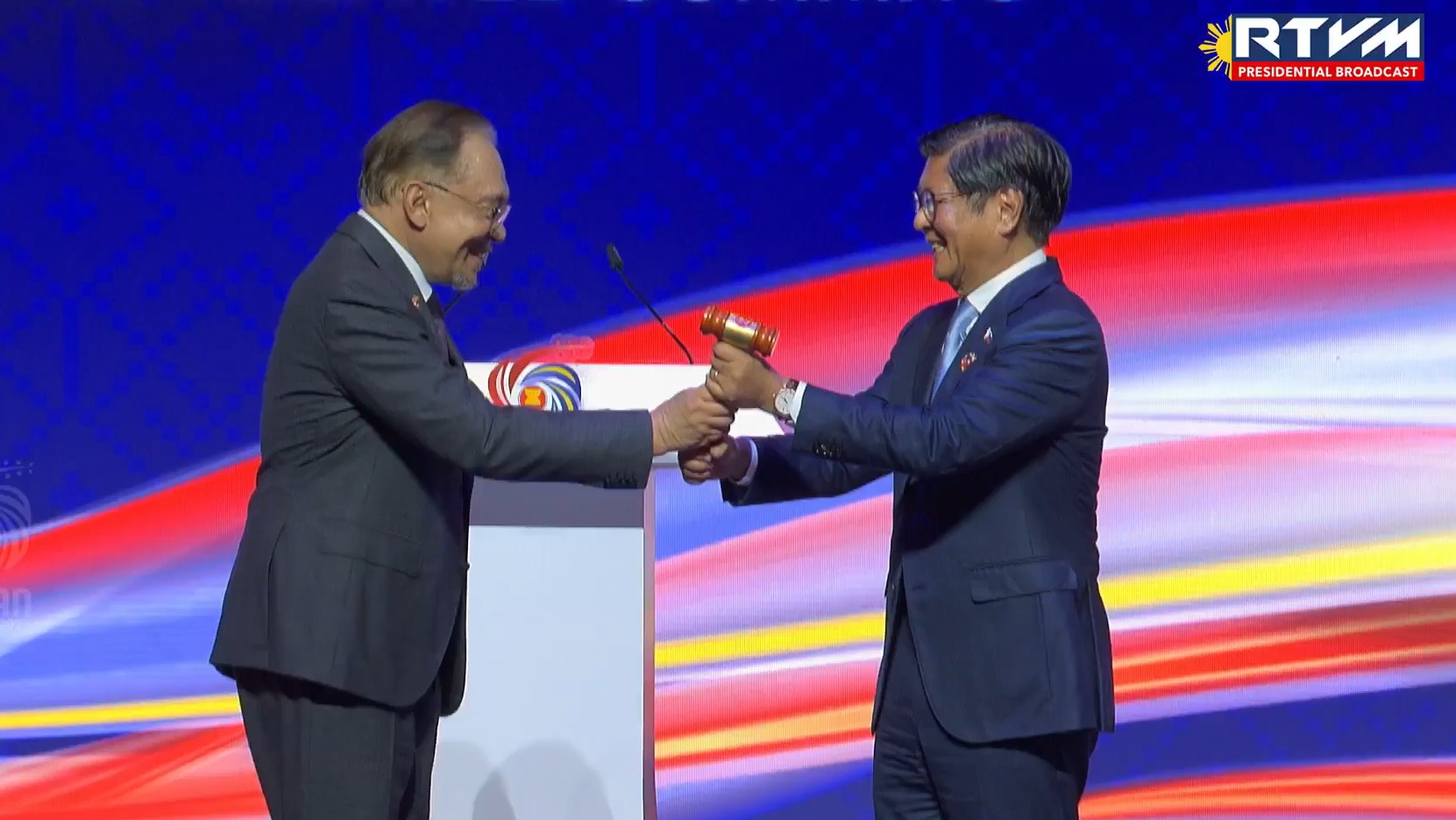 Malaysia turns over ASEAN chairmanship to PH