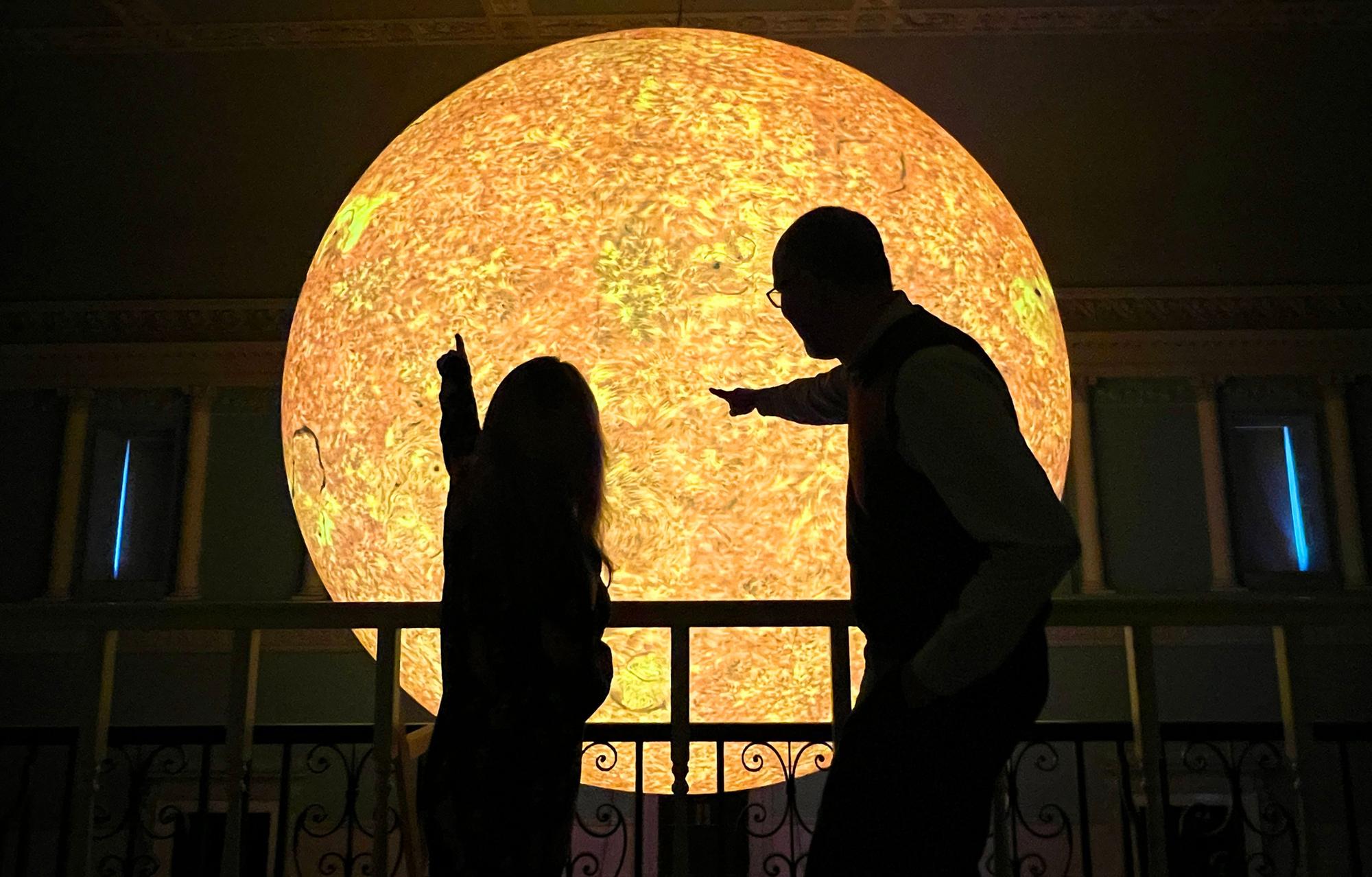 Breathtaking illuminated sculpture of the Sun to go on display at The ...