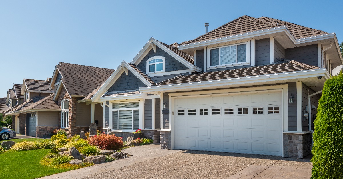 13 Annoying HOA Rules That Actually Can’t Be Enforced