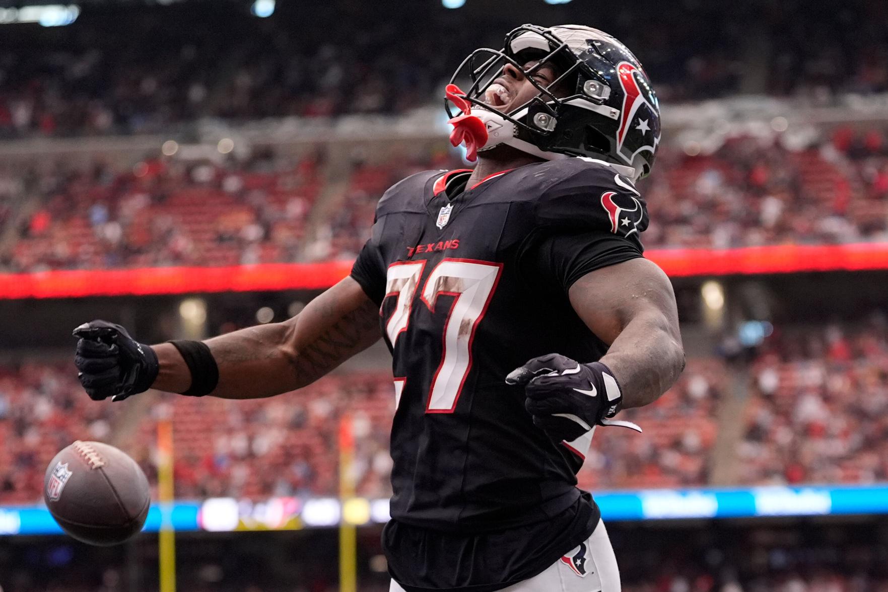 Ranking Top 10 Non-Rookie QB Performances From Week 8's SNF