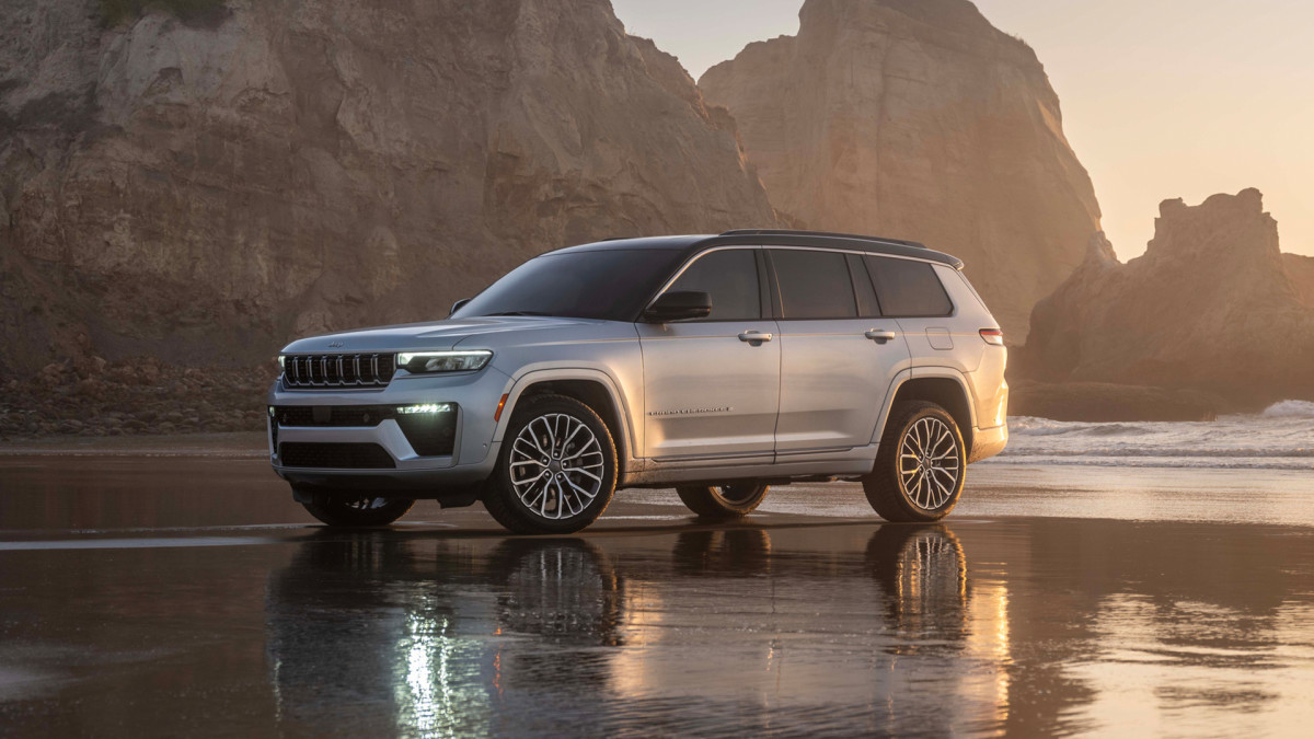 Jeep finally has lease offers for the 2026 Grand Cherokee