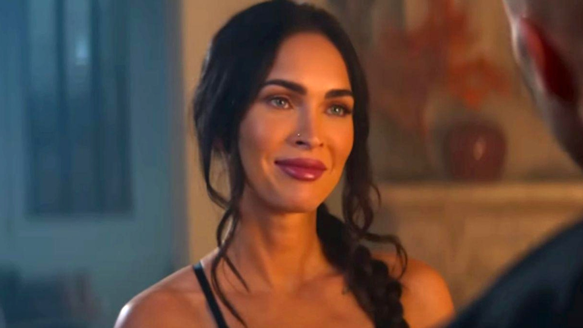 Megan Fox (39) causes a sensation in her gothic corset