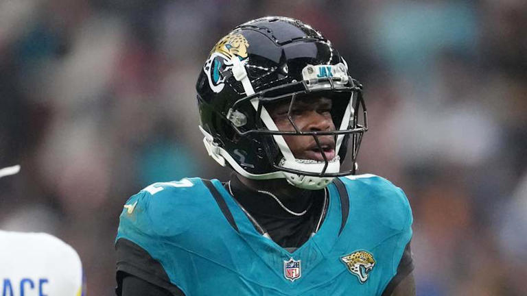 Jaguars' Liam Coen On Expanding Travis Hunter's Usage