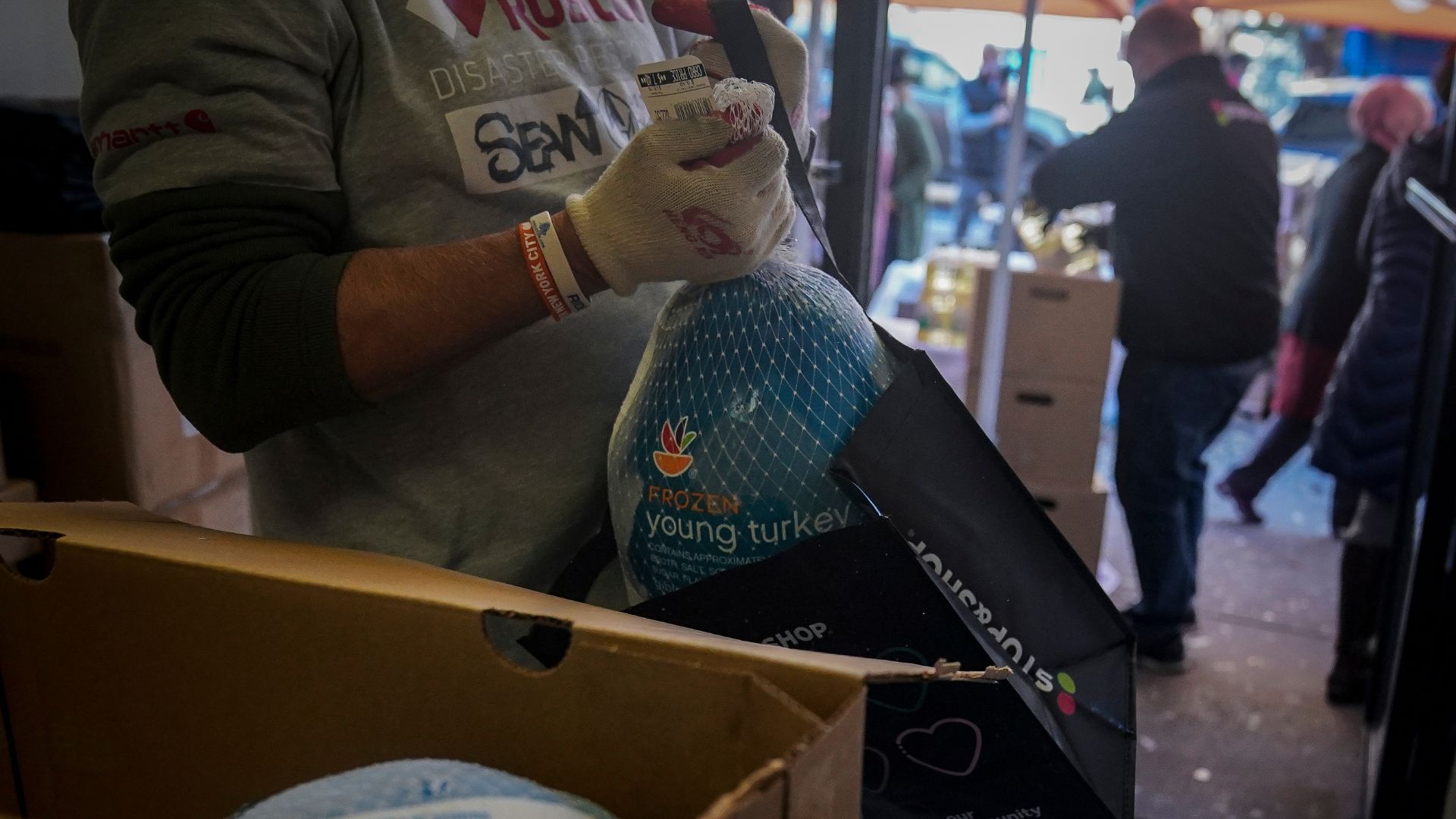 Where SNAP recipients can find food banks and other resources