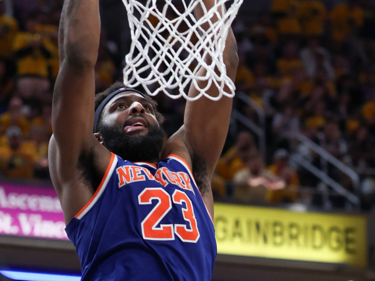 Knicks get very encouraging update on oft-injured center